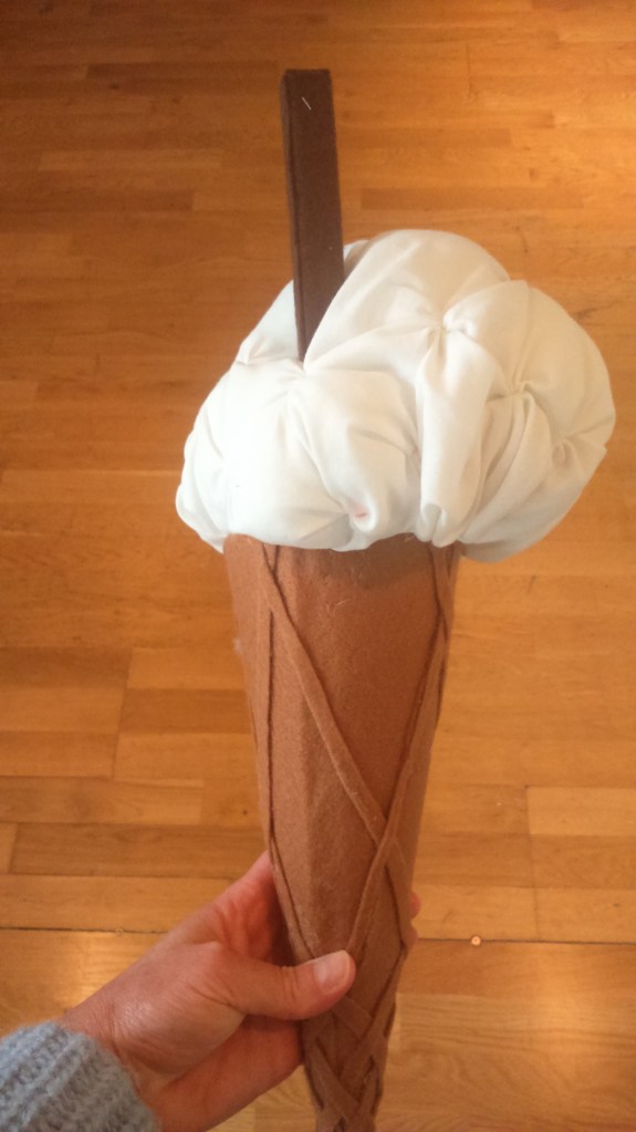 How to make a Giant Fake Ice Cream Cone – Jo Cotterill