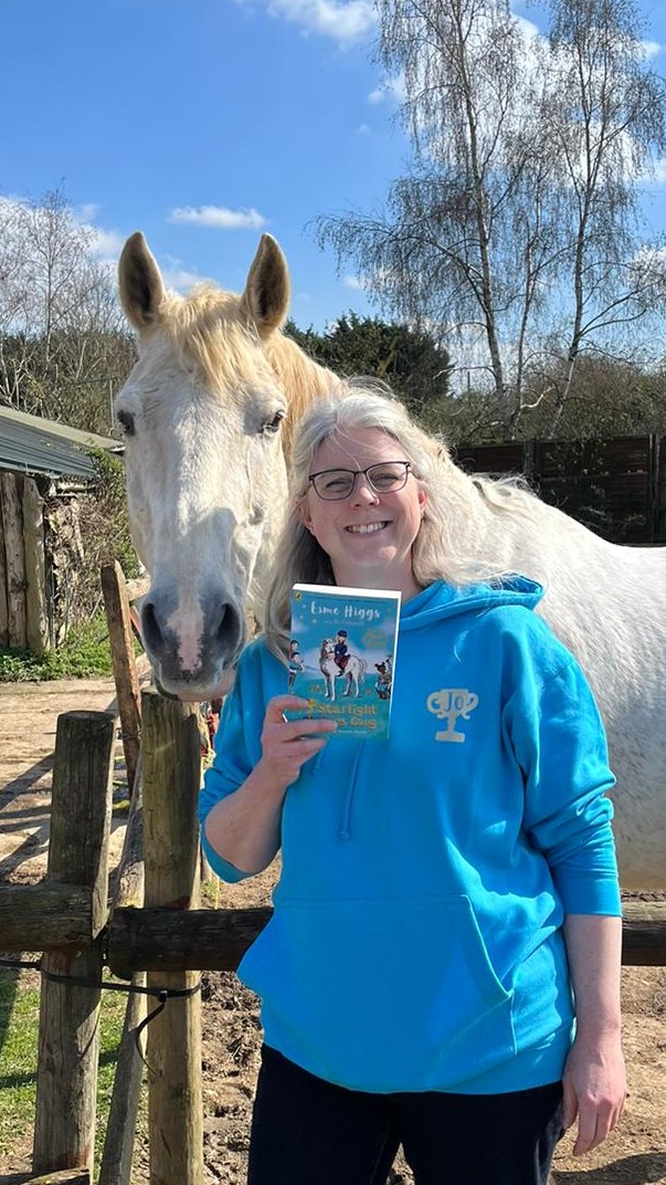 The Starlight Stables Gang is published! – Jo Cotterill